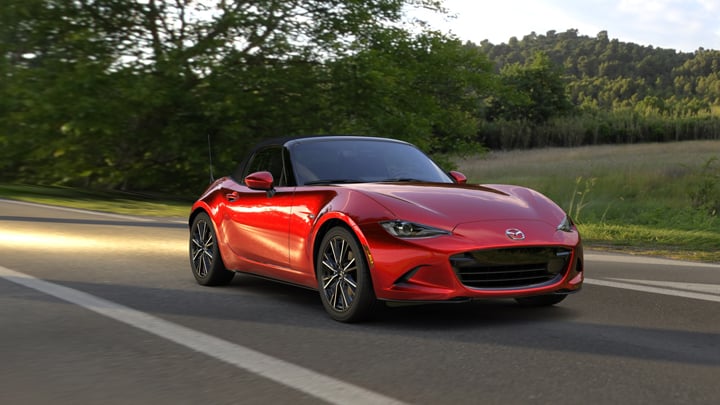 2025 Mazda MX-5 Soft Top Miata Convertible Roadster | Mazda Canada